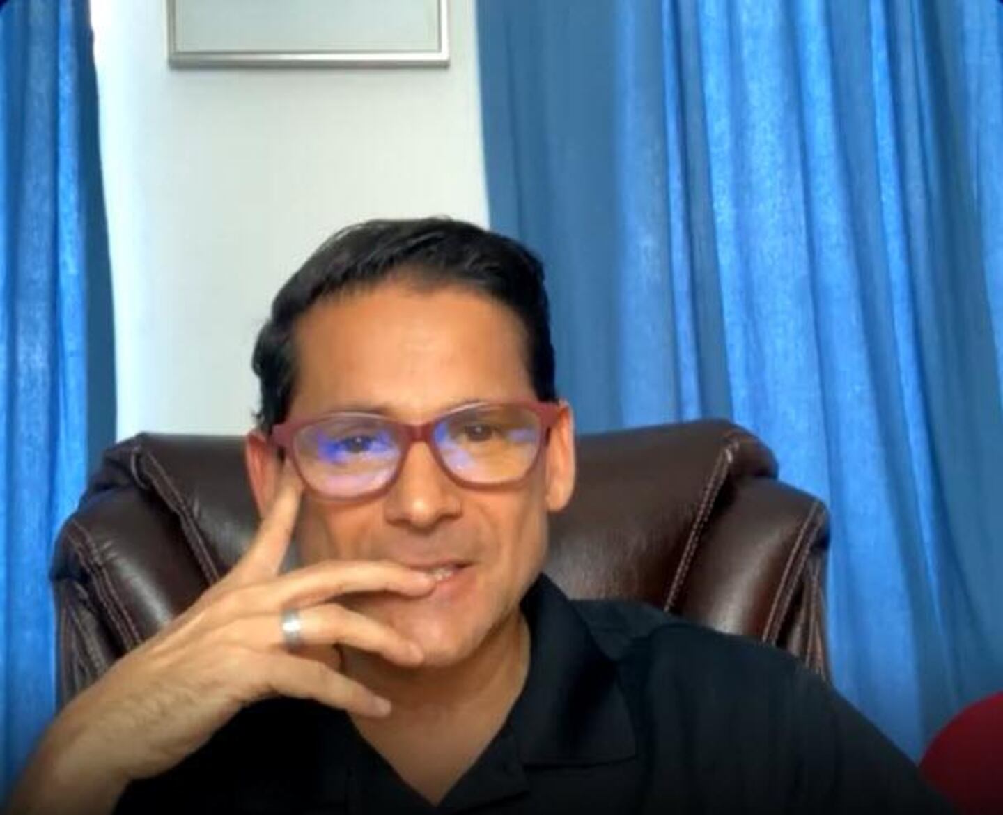 Quién es Flavio César, el actor de “Agujetas de color de rosa” que se ...