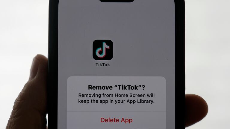 Tiktok Restores Service In The United States After Trumps Assurances