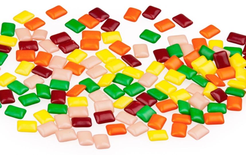 Investigación indica que masticar chicle altera los estados emocionales ...