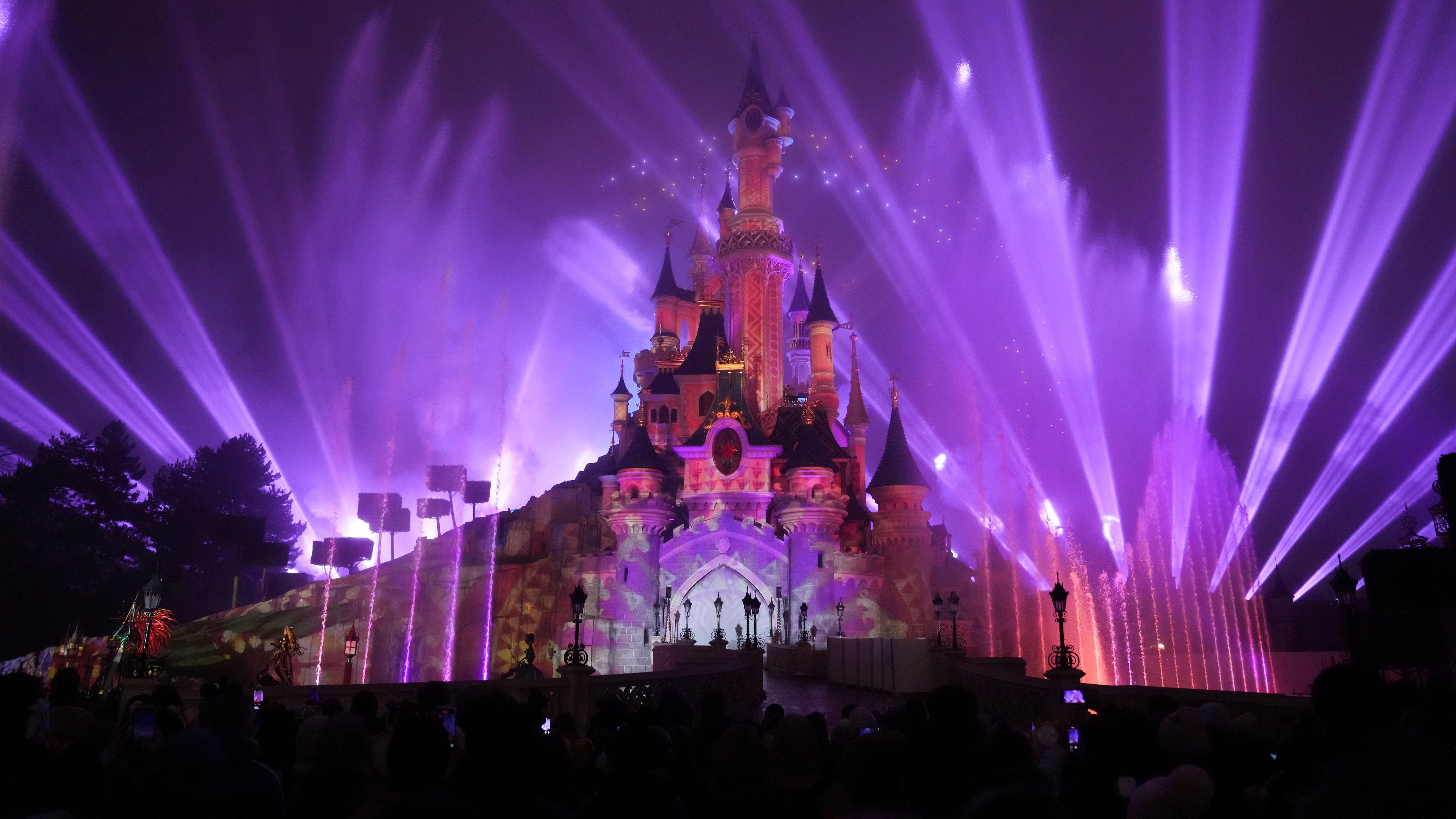 Discover The Secret Tunnels Of Disney Parks Metro World News