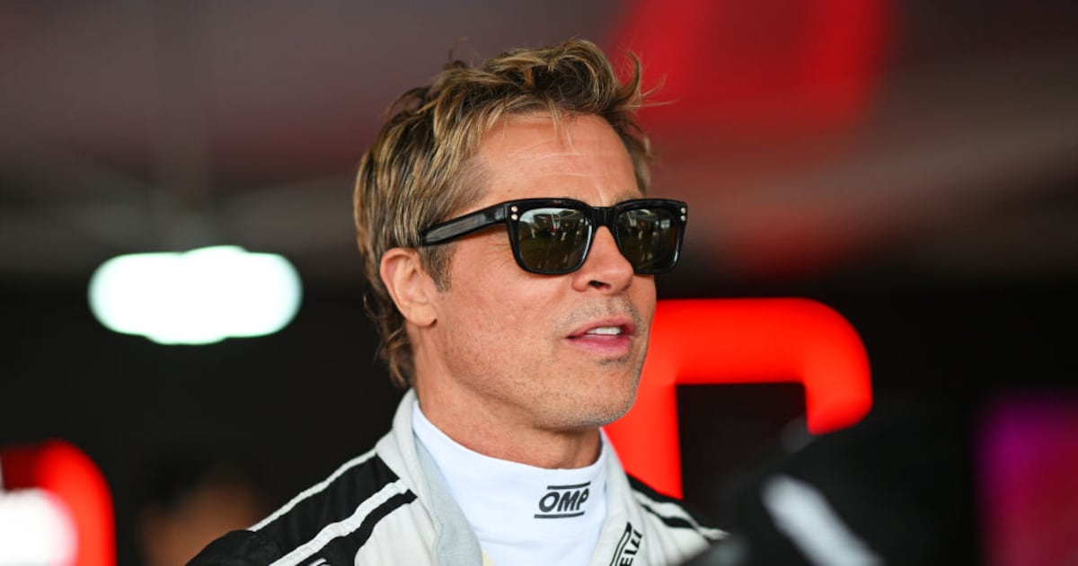 Brad Pitt graba más escenas para su película de F1 durante el GP en ... Brad Pitt graba más escenas para su película de F1 durante el GP en ...